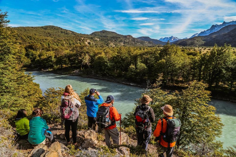 Hotel Lago Grey - Información, Tarifas y Reservas