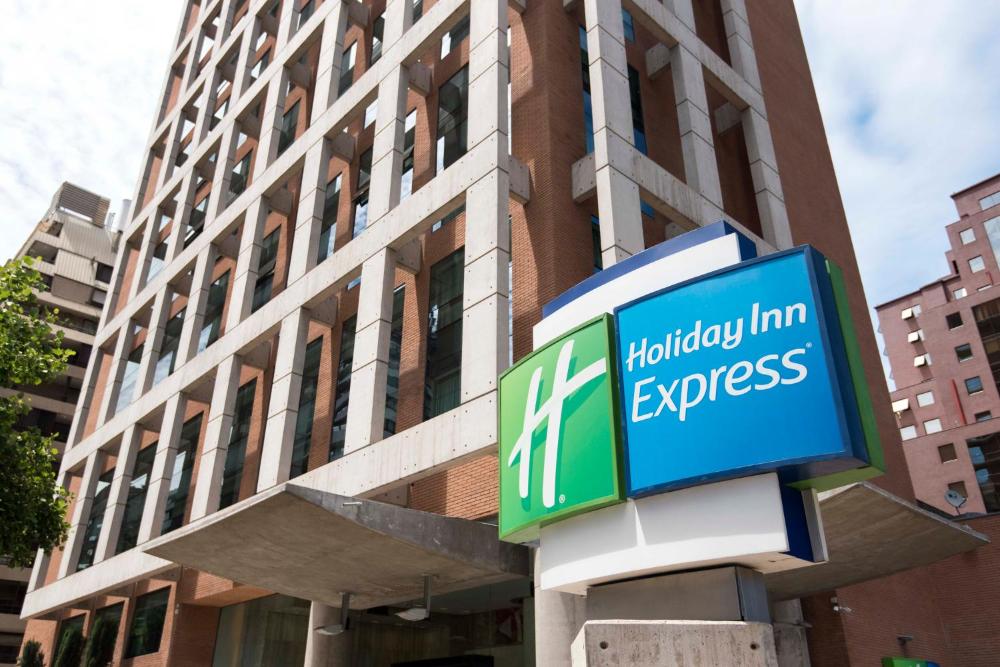Hotel Holiday Inn Express - El Golf - Información, Tarifas y Reservas