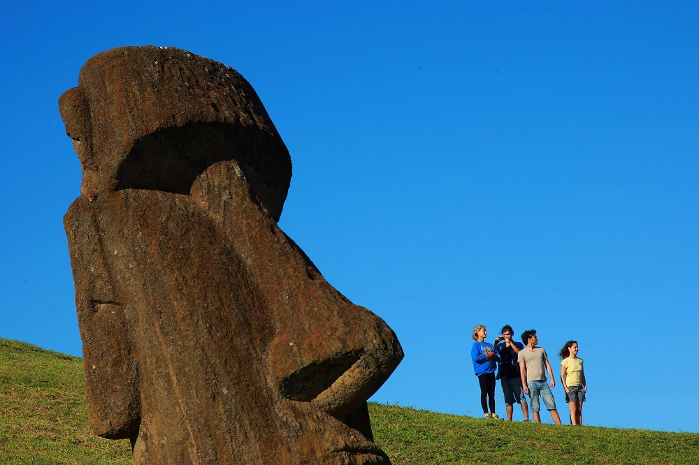 Chile Tours : Isla de Pascua o Rapa Nui, Viajes y Turismo