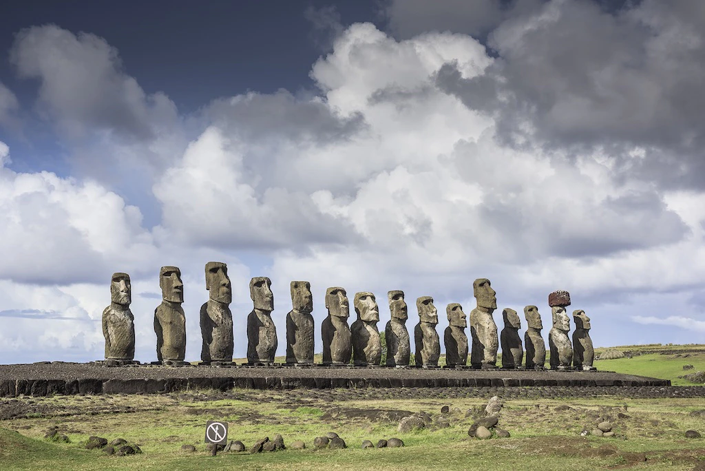 Te Moai Circuit Easter Island