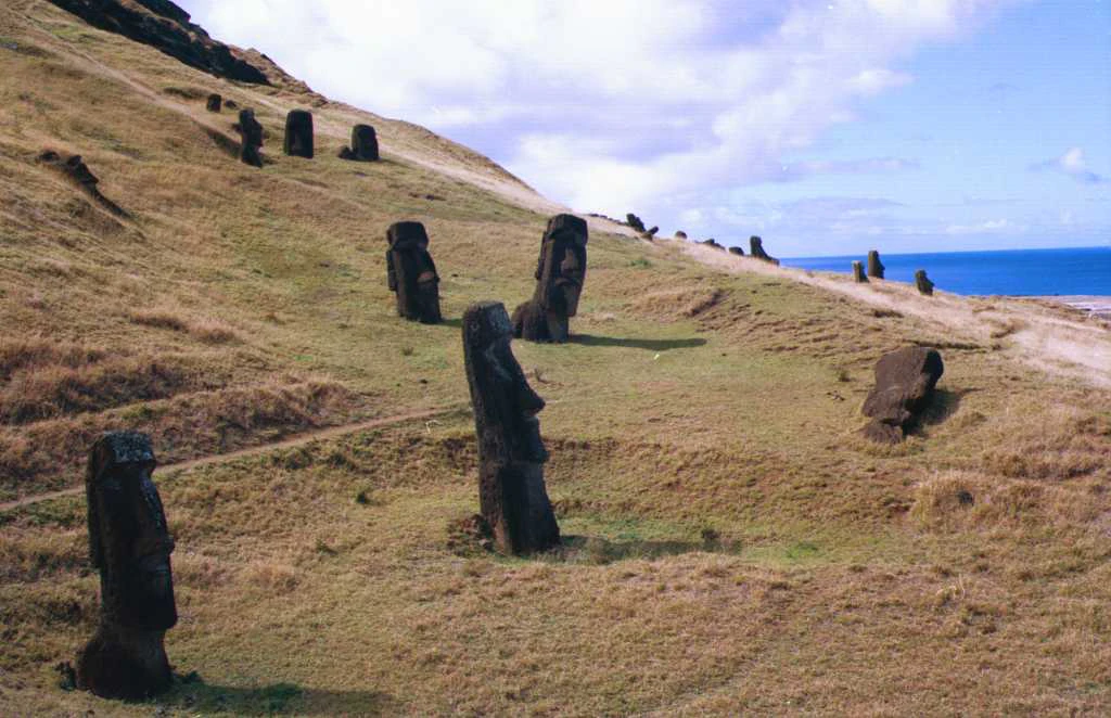 Chile Tours : Isla de Pascua o Rapa Nui, Viajes y Turismo